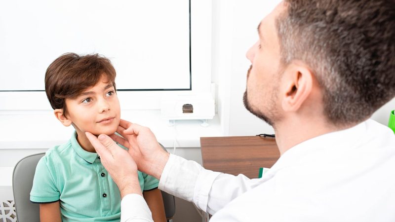 How to Identify Tonsillitis Symptoms in Kids Early and Effectively