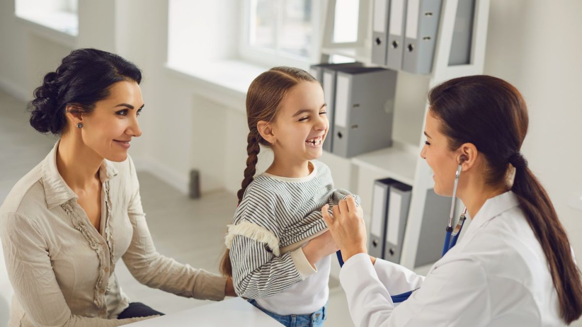 Seasonal vs. Perennial Allergies: Symptoms & Treatment